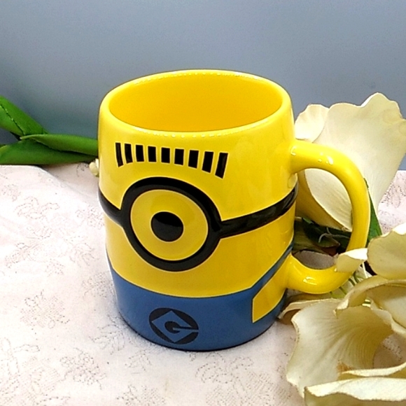 Kitchen | Universal Studios Despicable Me One Eye Minion Ceramic Mug ...